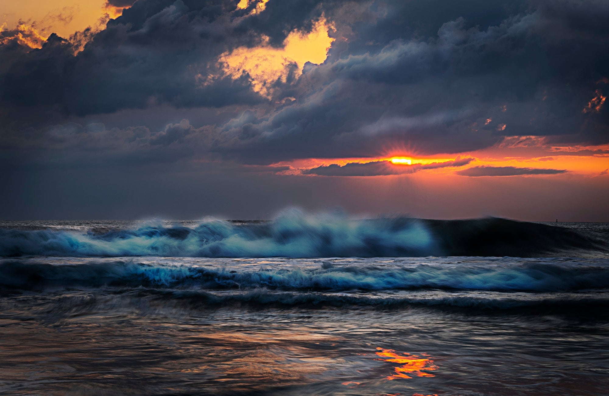 Morning Waves – ArtLifting