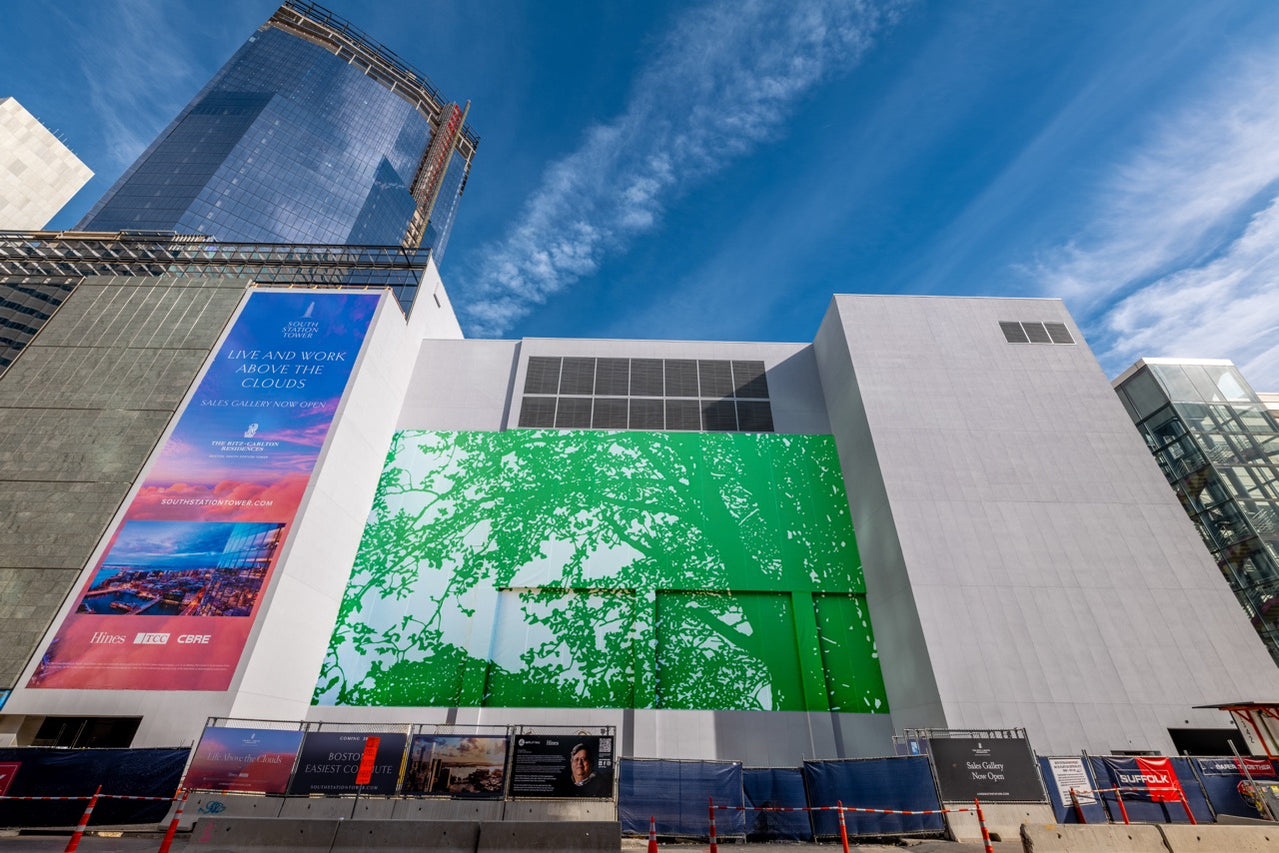 Hines South Station Tower – ArtLifting