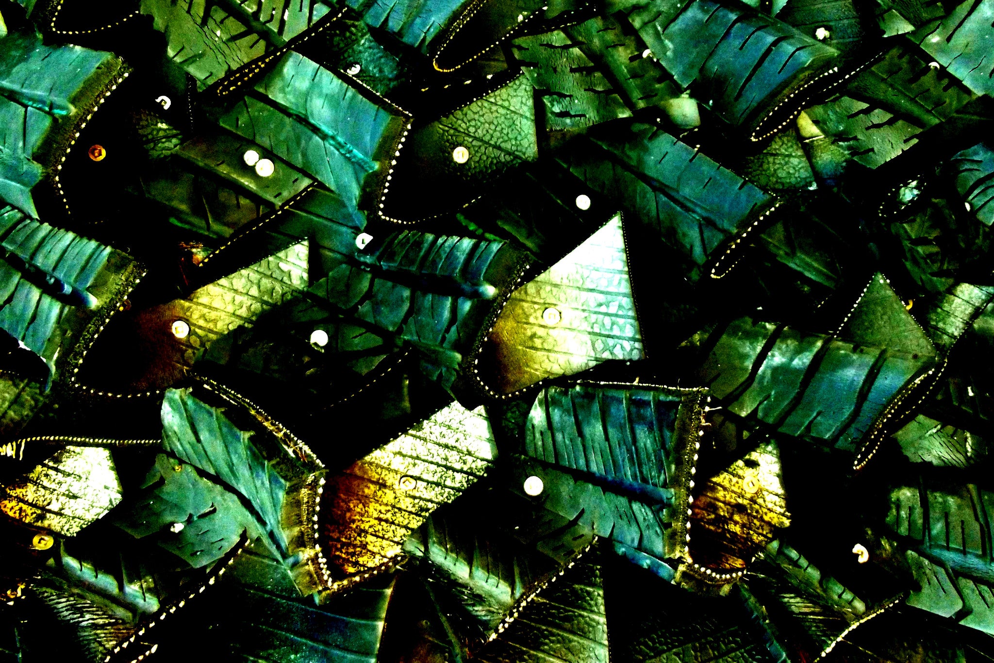 Groveling in Emeralds – ArtLifting